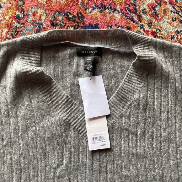 Halogen | Accessories | Nwt Halogen Cashmere Vneck Poncho | Poshmark